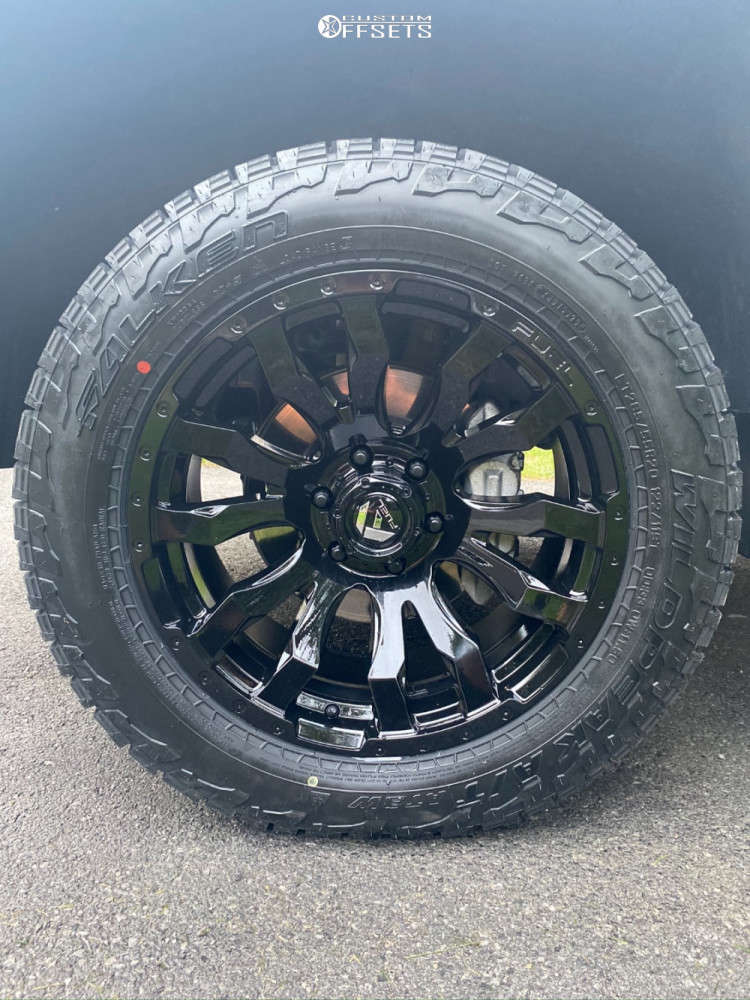 2019 Chevrolet Silverado 1500 with 20x9 1 Fuel Blitz and 285/55R20 ...