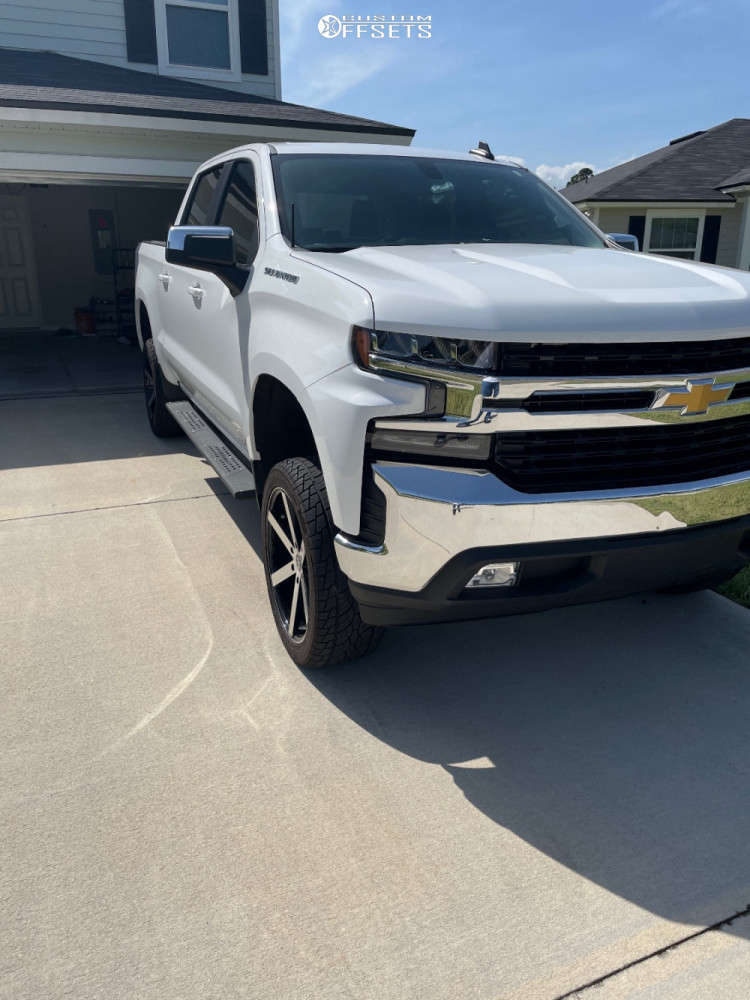 2021 Chevrolet Silverado 1500 with 22x9 25 Ravetti M3 and 305/40R22 ...