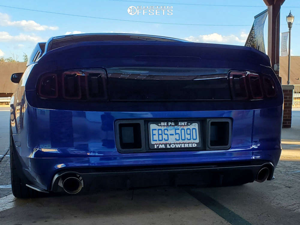 2014 Ford Mustang with 20x9 35 American Racing Crossfire and 255/35R20 ...