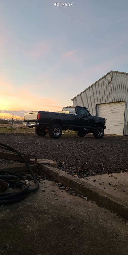 1995 Ford F-250 with 16x11.5 -24 Raceline Renegade and 285/75R16 Cooper ...