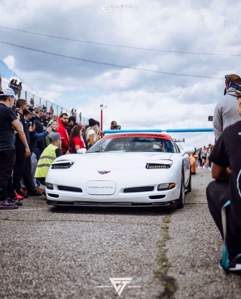 1999 Chevrolet Corvette with 18x9.5 35 Volk Te37 and 265/30R18 ...
