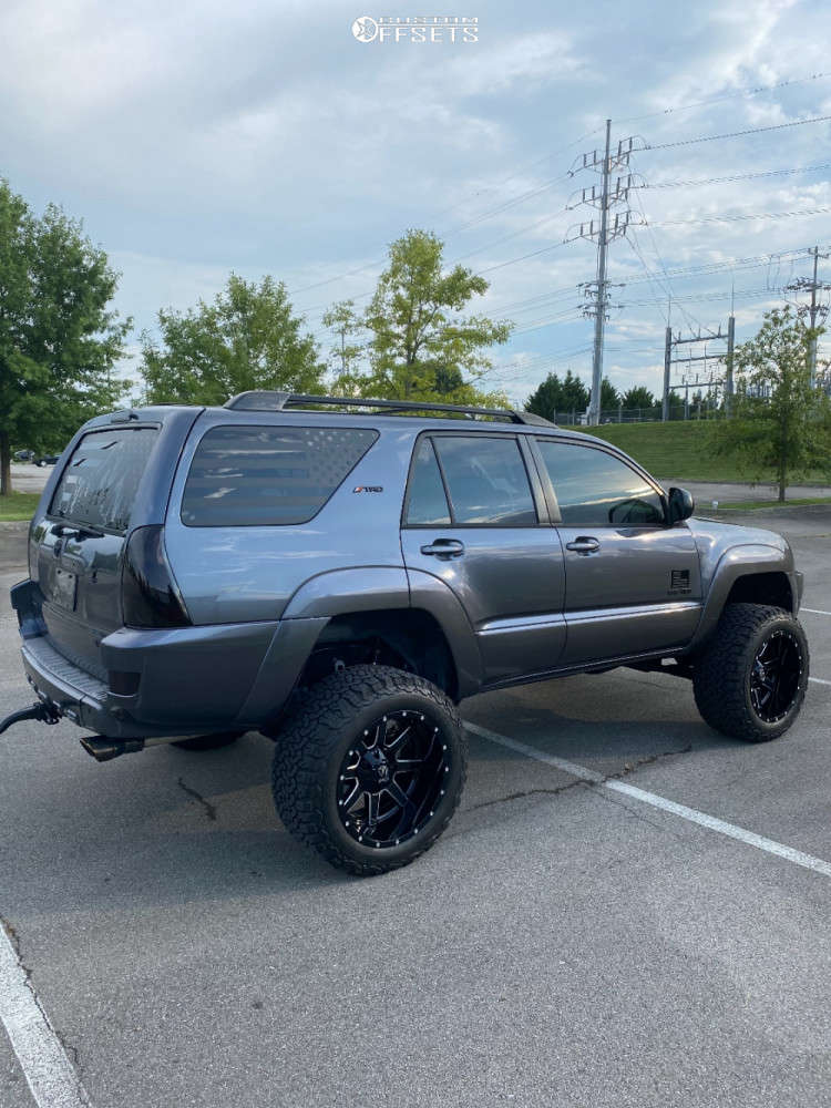 2005 Toyota 4Runner with 20x12 -44 Fuel Maverick D610 and 33/12.5R20 ...