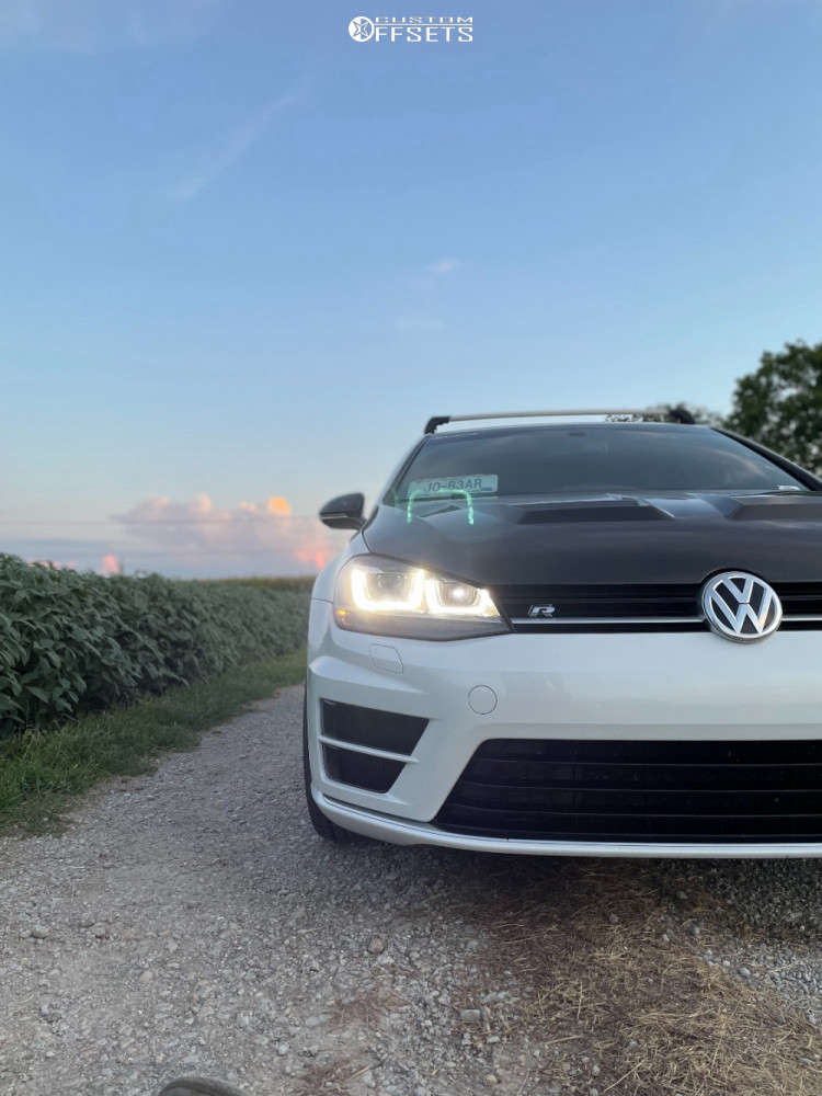 2016 Volkswagen Golf R with 18x8.5 43 Konig Ampliform and 235/40R18 ...