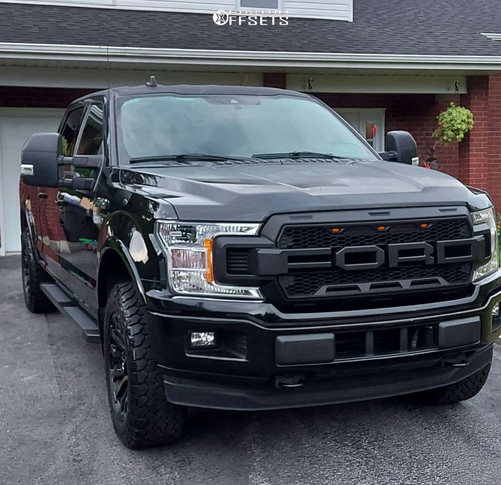 2019 Ford F-150 with 20x9 20 Fuel Blitz and 33/10.5R20 General Grabber ...