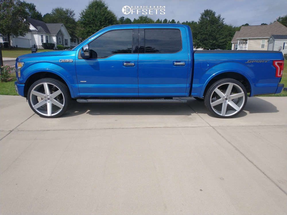 2015 Ford F-150 with 26x10 24 Strada Coda and 26/30R26 Lexani Lx-thirty ...
