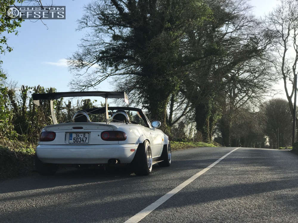 1994 Mazda MX-5 Miata with 15x8 0 Rota Kensei and 195/50R15 Michelin ...