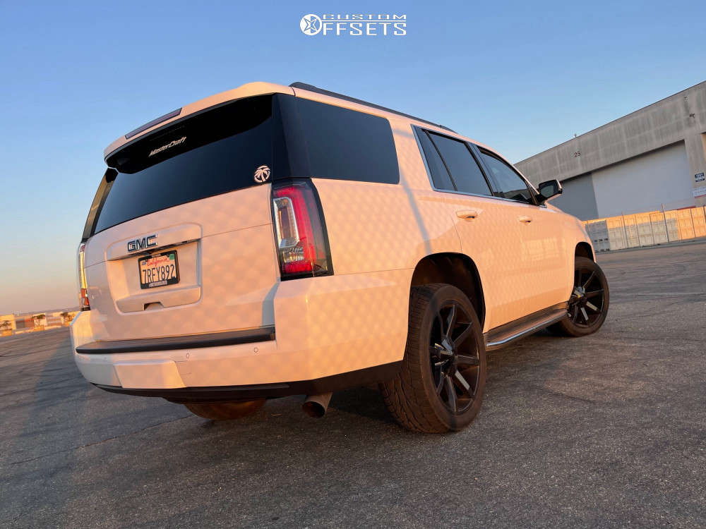 2016 GMC Yukon with 22x10 30 KMC Slide and 305/40R22 Toyo Tires Proxes ...