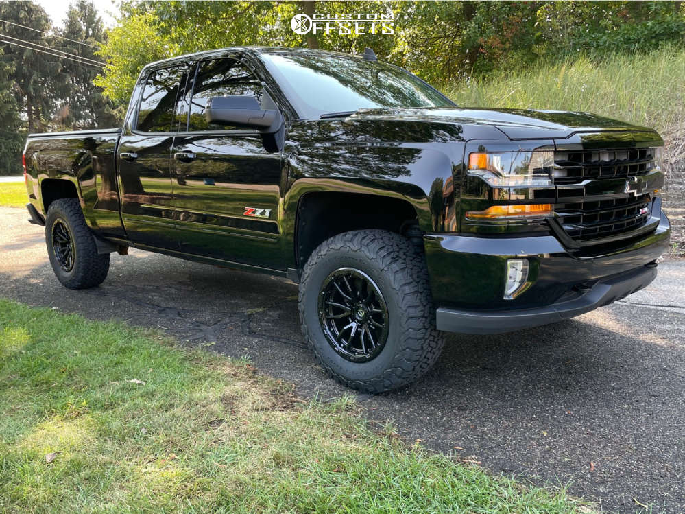 2016 Chevrolet Silverado 1500 with 18x9 -12 Fuel Rebel and 305/65R18 ...