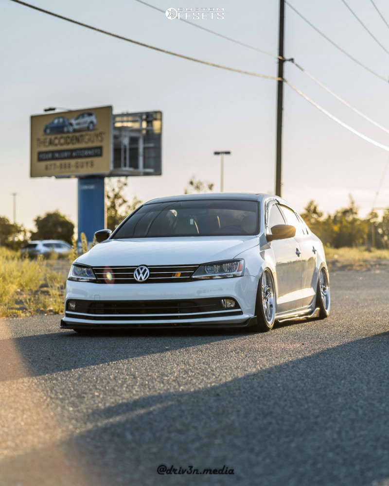 2016 Volkswagen Jetta with 18x8.5 30 ESR Cs15 and 225/40R18 Firestone ...
