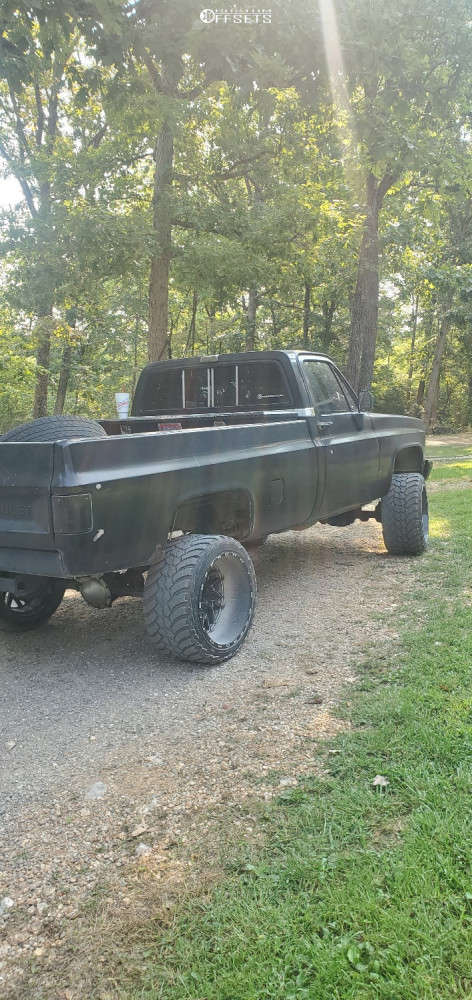 1985 Chevrolet K10 with 22x14 -76 TIS 544 and 33/14.5R22 AMP Mud ...
