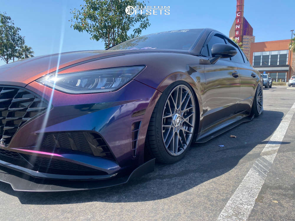2020 Hyundai Sonata with 19x8.5 35 Rotiform Rse and 225/40R19 ...