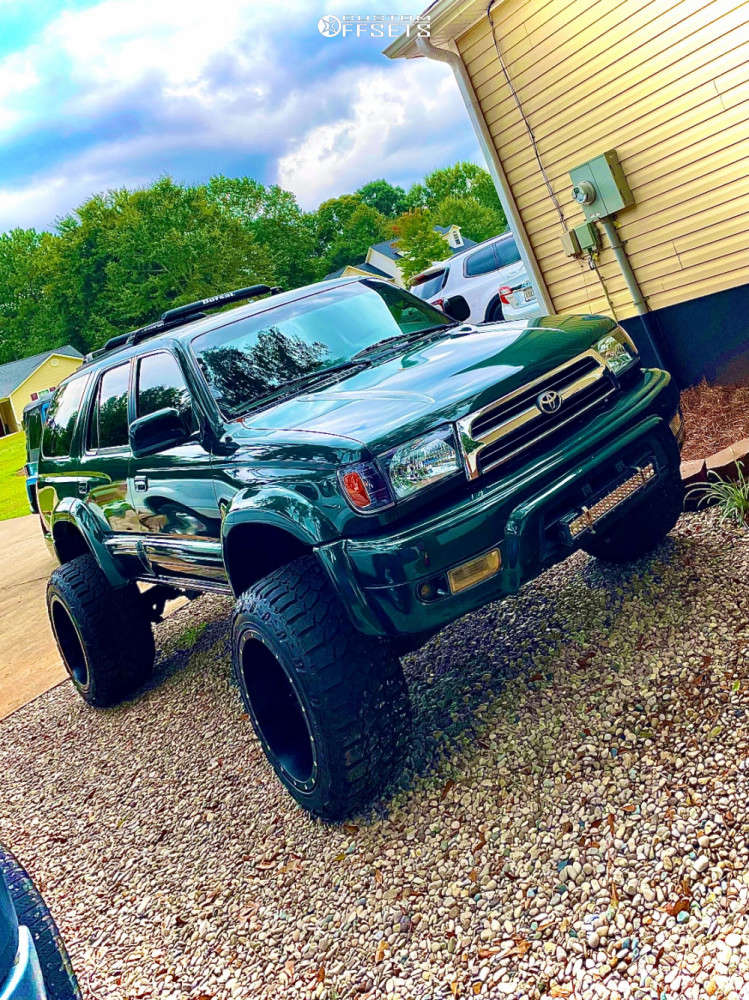 1999 Toyota 4Runner with 20x12 -44 Fuel Maverick and 33/12.5R20 AMP Mud ...