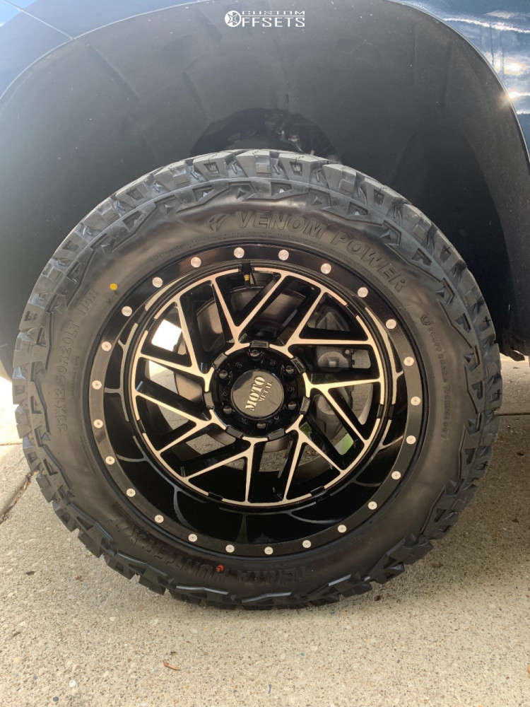 2019 Chevrolet Silverado 1500 with 20x10 -18 Moto Metal Mo985 and 33/12 ...