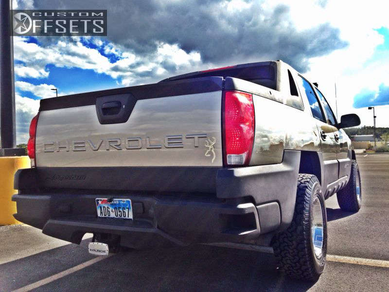 2003 Chevrolet Avalanche with 17x9 -6 Pro Comp 6089 and 285/70R17 ...