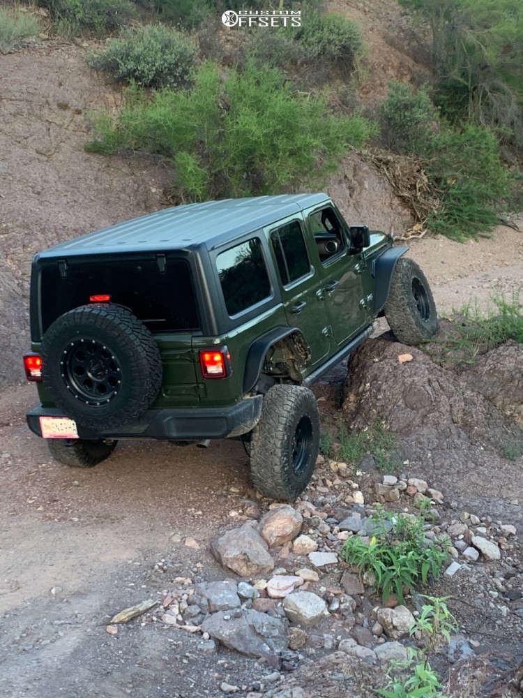 2020 Jeep Wrangler with 17x9.5 0 Pro Comp Series 45 and 285/75R17 Nitto ...