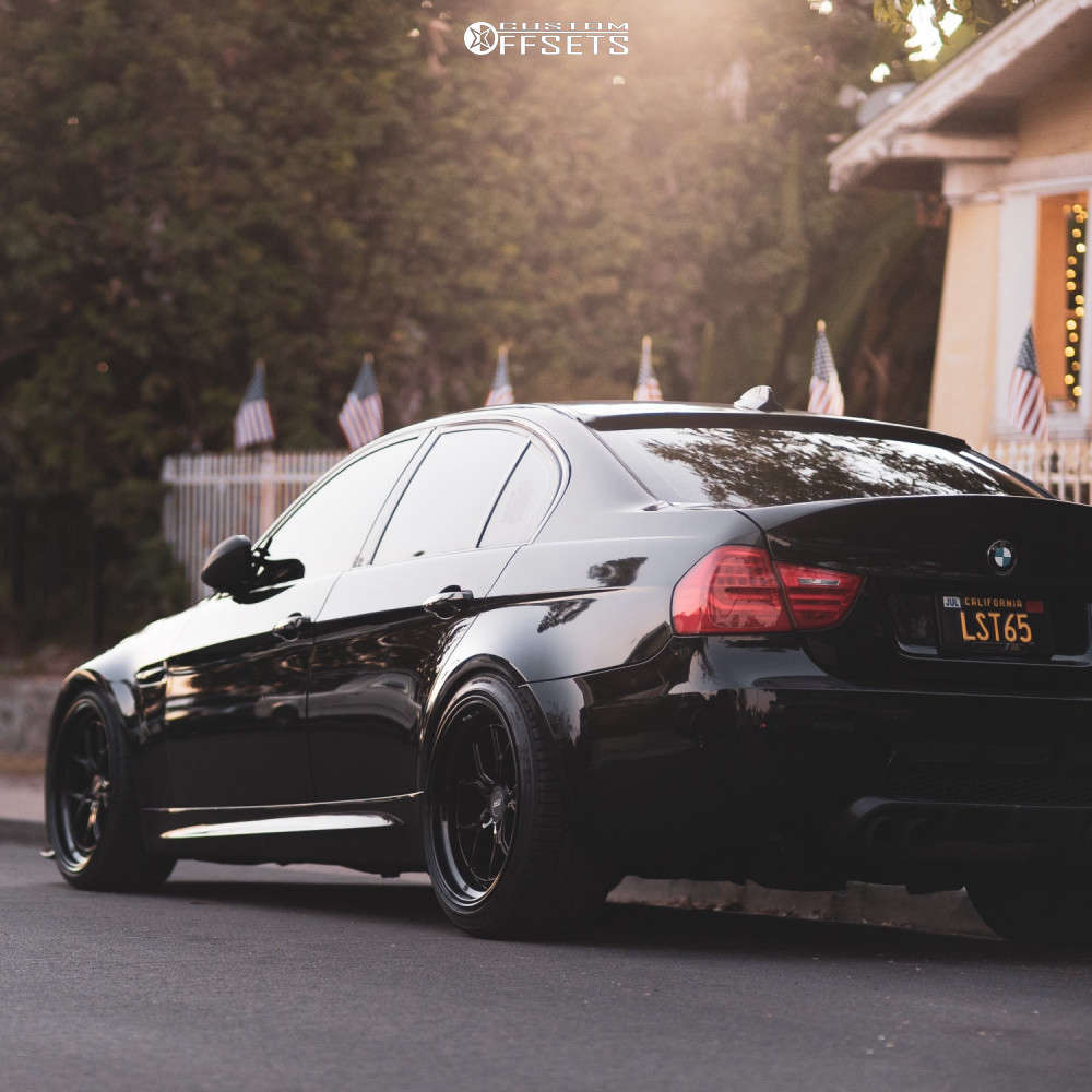 2010 BMW M3 with 19x9.5 35 ESR Cs2 and 245/35R19 Michelin Pilot Sport 4 ...