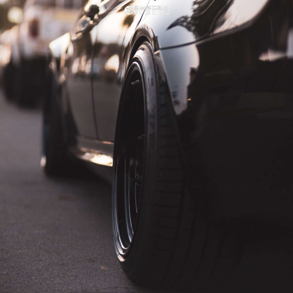 2010 BMW M3 with 19x9.5 35 ESR Cs2 and 245/35R19 Michelin Pilot Sport 4 ...