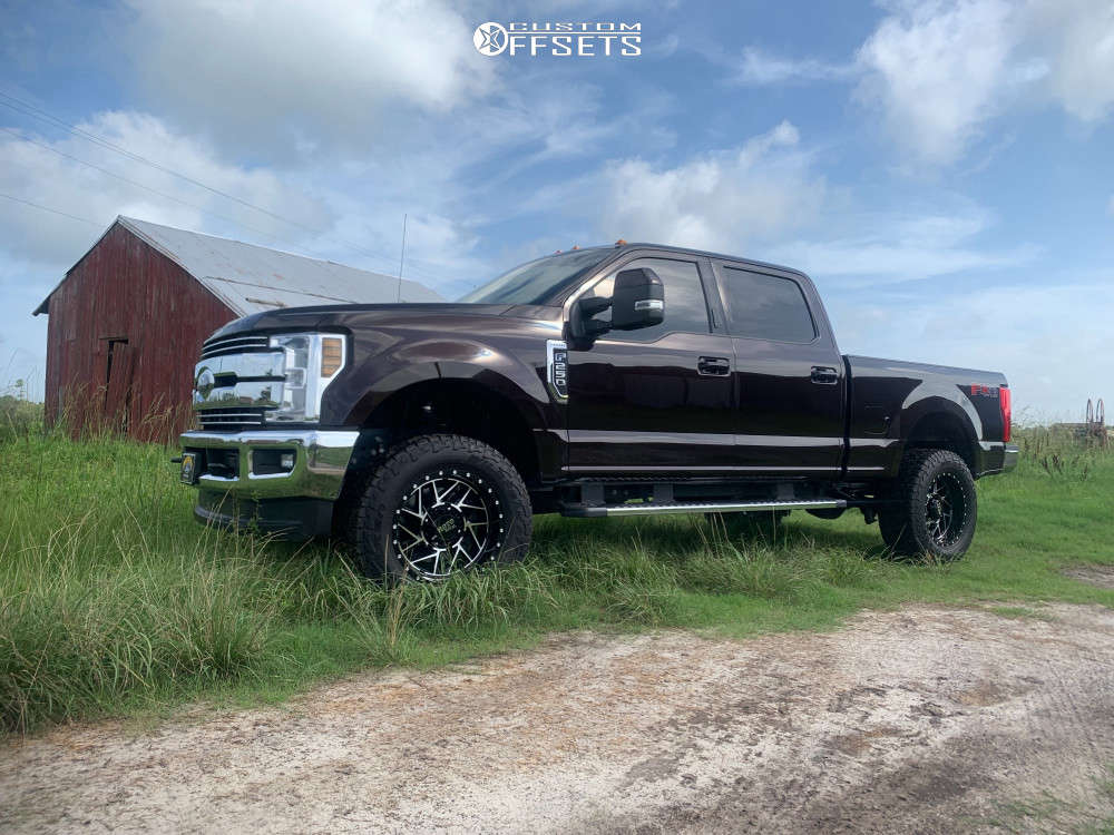 2018 Ford F-250 Super Duty with 20x12 -44 Moto Metal Mo985 and 35/12 ...