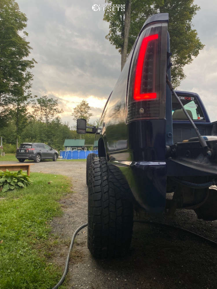 1997 Chevrolet K1500 with 15x12 -44 Weld Racing Scorpio and 33/12.5R15 ...