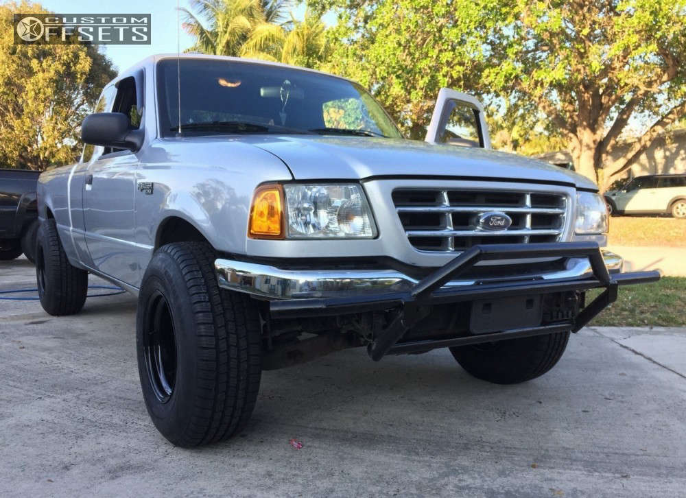 2003 Ford Ranger with 15x10 -44 Pro Comp 51 and 31/10.5R15 Westlake ...