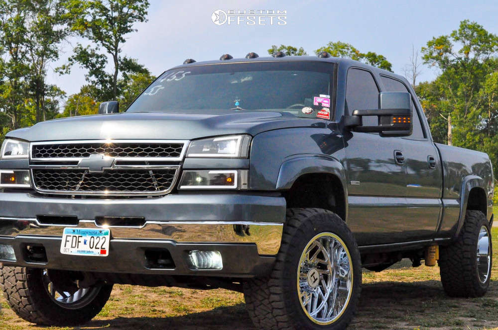 2006 Chevrolet Silverado 2500 HD with 20x12 -44 Hostile Jigsaw and 33/ ...