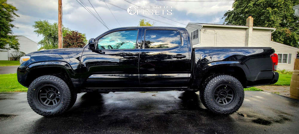 2021 Toyota Tacoma with 16x8 0 Vision Manx 2 Overland and 265/75R16 ...