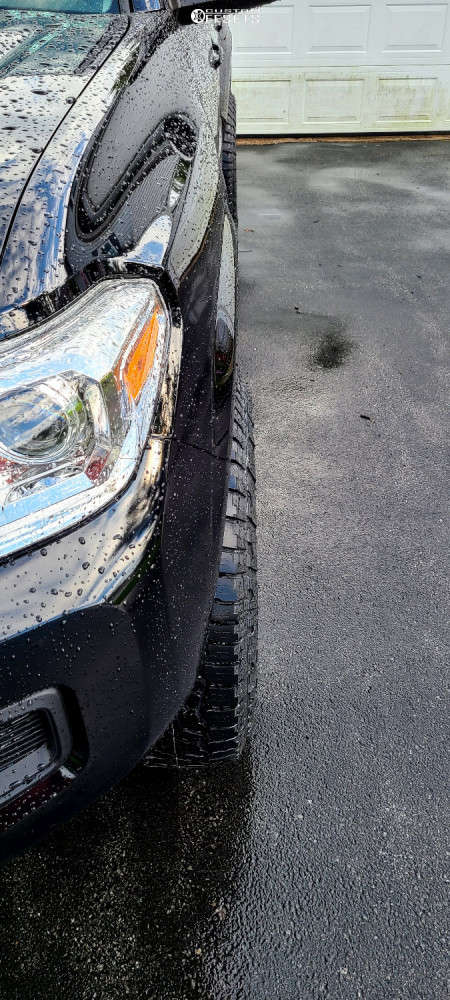 2021 Toyota Tacoma with 16x8 0 Vision Manx 2 Overland and 265/75R16 ...