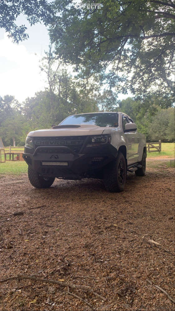 2019 Chevrolet Colorado with 19x10.5 -6.35 Reps Snowflakes and 27/10 ...