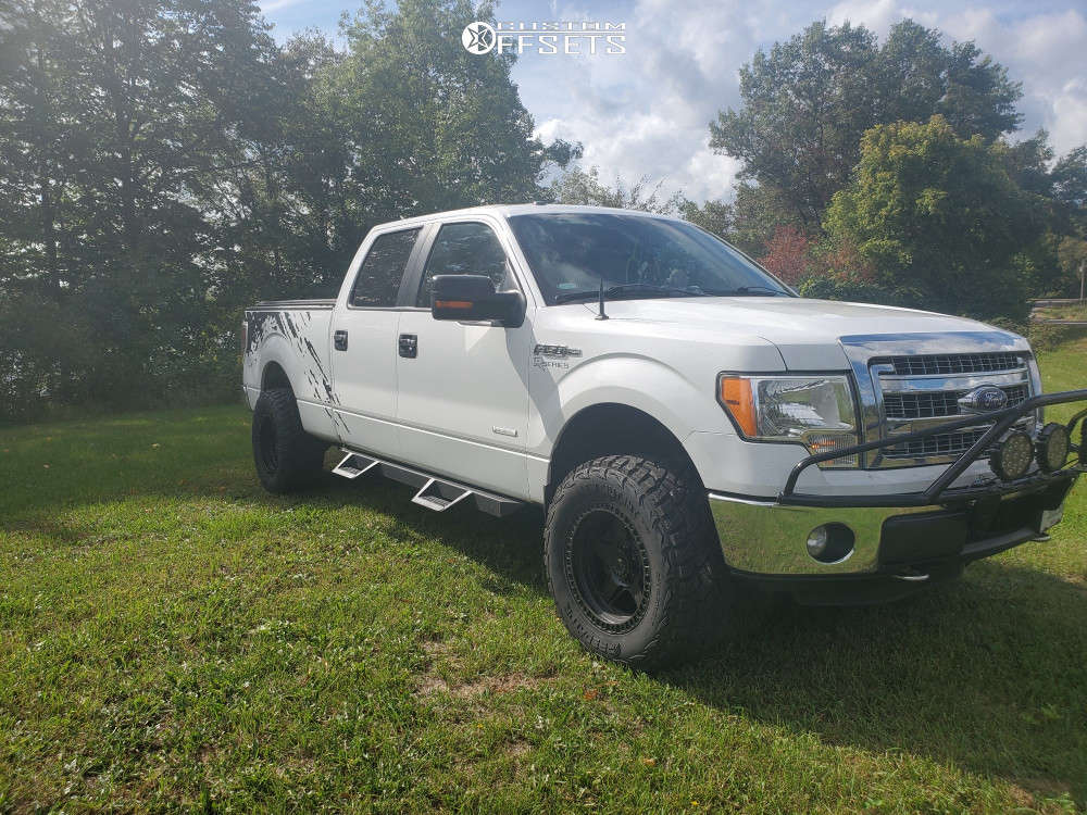 2014 Ford F-150 with 18x10 -15 V-Rock Raid and 33/12.5R18 Predator New ...