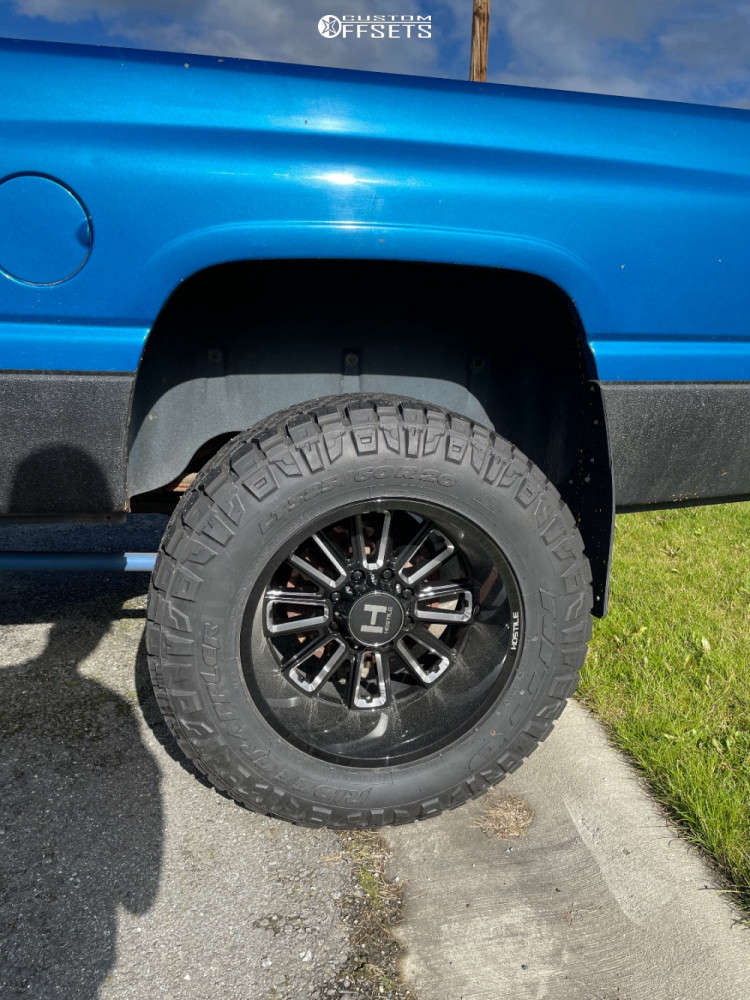 1995 Dodge Ram 2500 with 20x12 -44 Hostile Predator and 35/12.5R20 ...