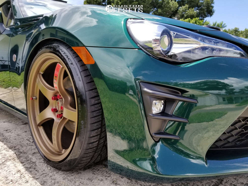 2020 Toyota 86 with 18x9.5 38 Gram Lights 57cr and 245/35R18 ...