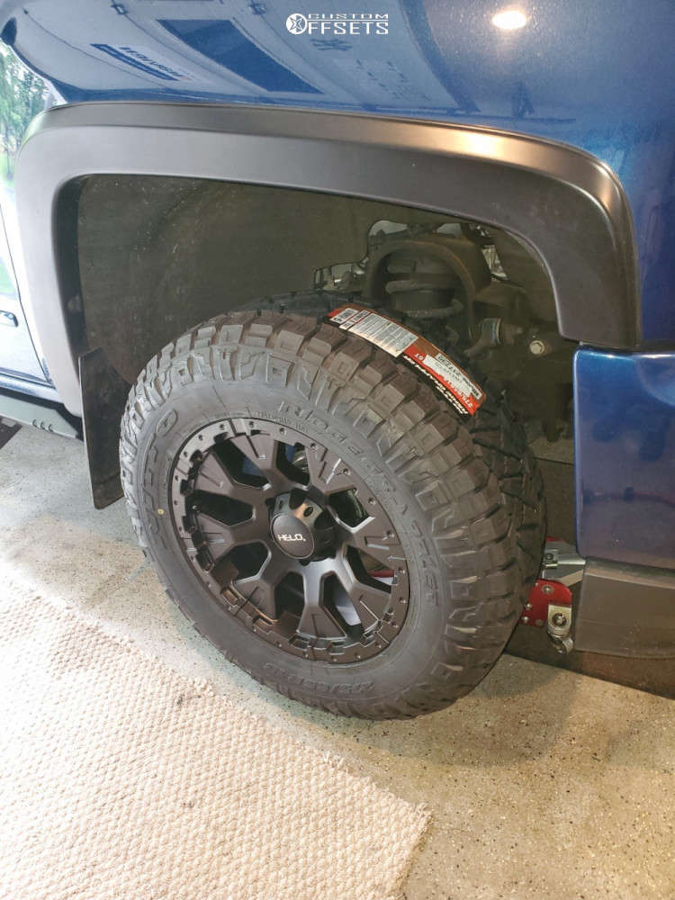 2017 Chevrolet Silverado 1500 with 18x6.5 0 Helo He878 and 29/11.5R18 ...