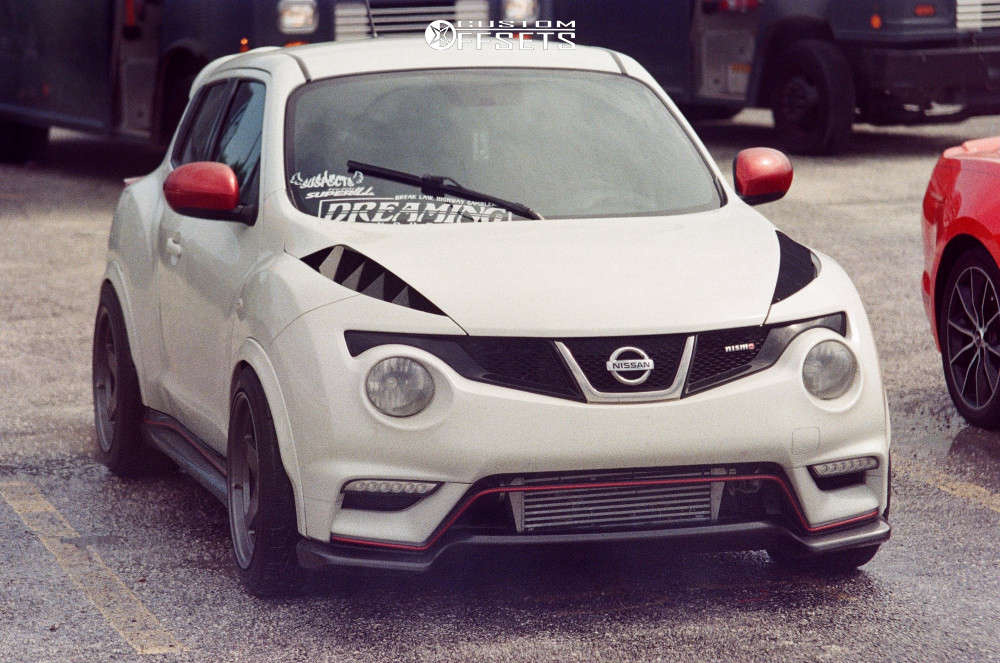 2013 Nissan Juke with 18x9.5 22 Kansei Knp and 245/45R18 Firestone ...