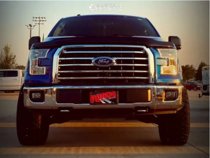 2017 Ford F-150 with 20x10 -19 Ballistic Rage and 33/12.5R20 Venom ...