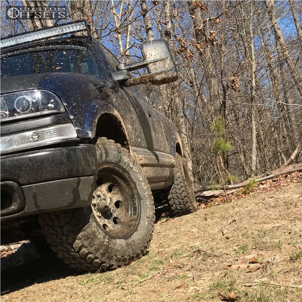 2000 Chevrolet S10 with 15x8 -19 American Racing Baja and 235/75R15 ...