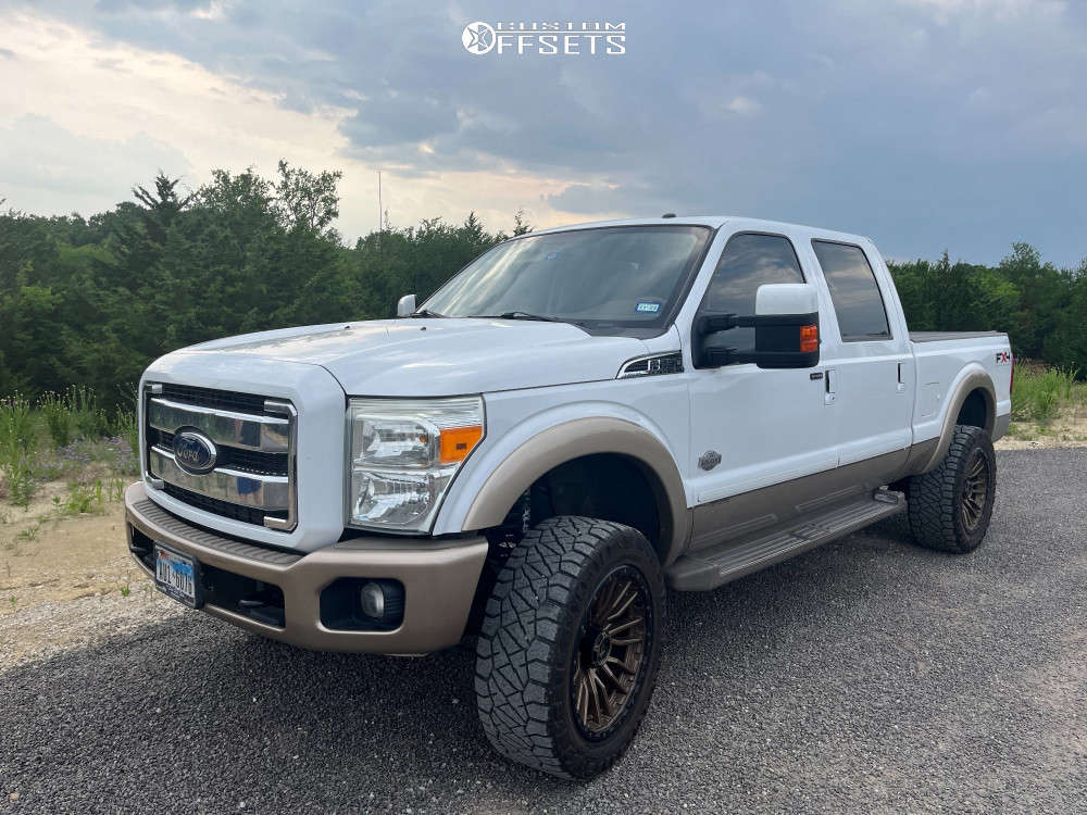 2011 Ford F-250 Super Duty with 22x12 -44 Fuel Rebel 8 and 35/12.5R22 ...
