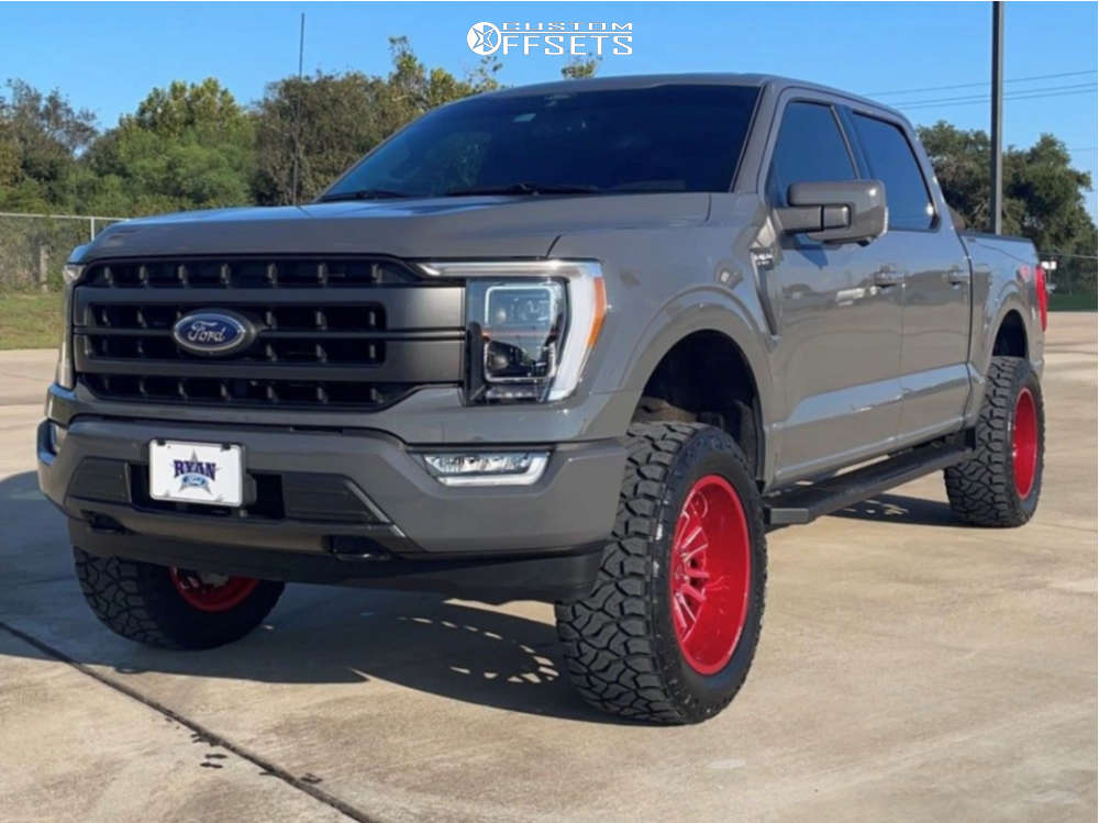 2021 Ford F-150 with 20x10 -25 Vision Riot and 305/55R20 Venom Power ...