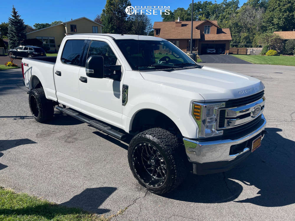 2018 Ford F-350 Super Duty with 22x12 -44 TIS Forged 544bm and 35/12 ...