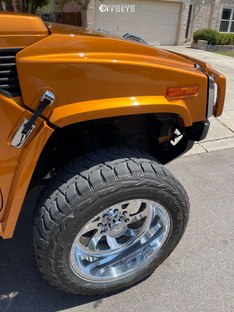 2006 HUMMER H2 with 22x12 -40 American Force Blade Ss8 and 37/13.5R22 ...