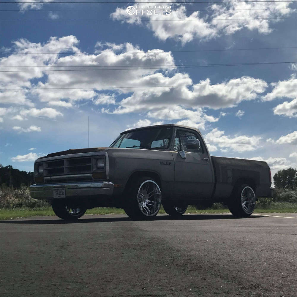1991 Dodge D150 with 20x12 -51 ARKON OFF-ROAD DaVinci and 255/35R20 ...