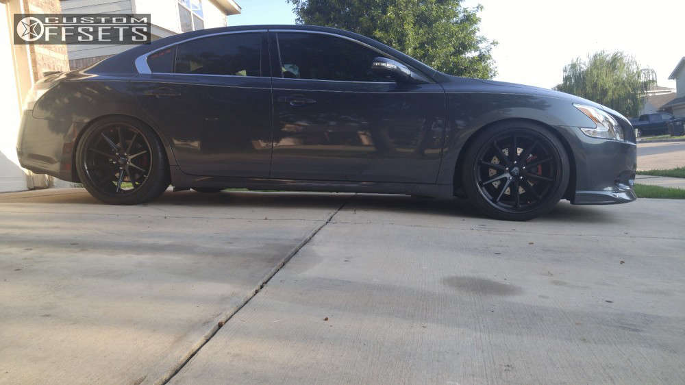 2013 Nissan Maxima with 20x10 40 Rohana Rc10 and 255/35R20 Nexen N3000 ...
