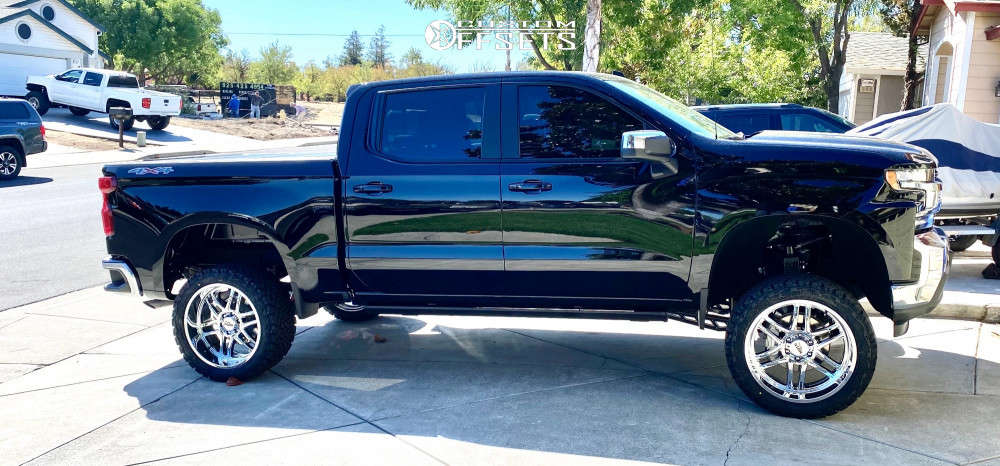 2020 Chevrolet Silverado 1500 with 22x10 -18 Moto Metal Mo992 and 33/12 ...