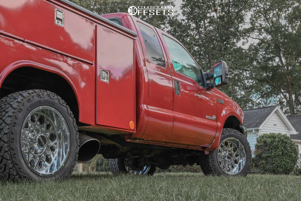 2000 Ford F-250 Super Duty Wheel Offset Aggressive > 1" Outside Fender ...