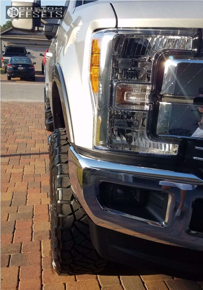 2017 Ford F-350 Super Duty with 22x10 -5 Tuff T15 and 37/12.5R22 Nitto ...