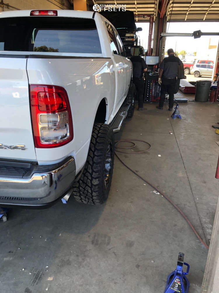 2020 Ram 2500 with 20x10 -18 Fuel Rebel and 35/12.5R20 Cooper ...