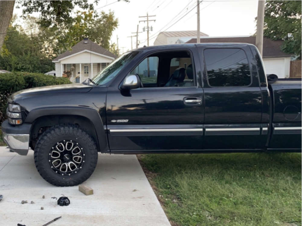 2001 Chevrolet Silverado 1500 with 17x9 -12 Helo He878 and 33/12.5R17 ...