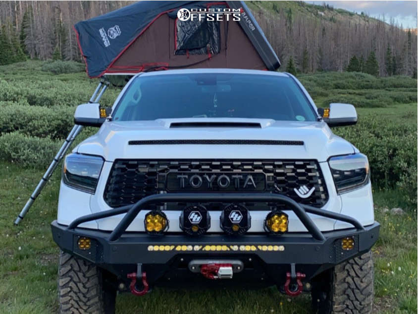 2021 Toyota Tundra with 18x9 25 Method Mr701 and 295/70R18 Toyo Tires ...