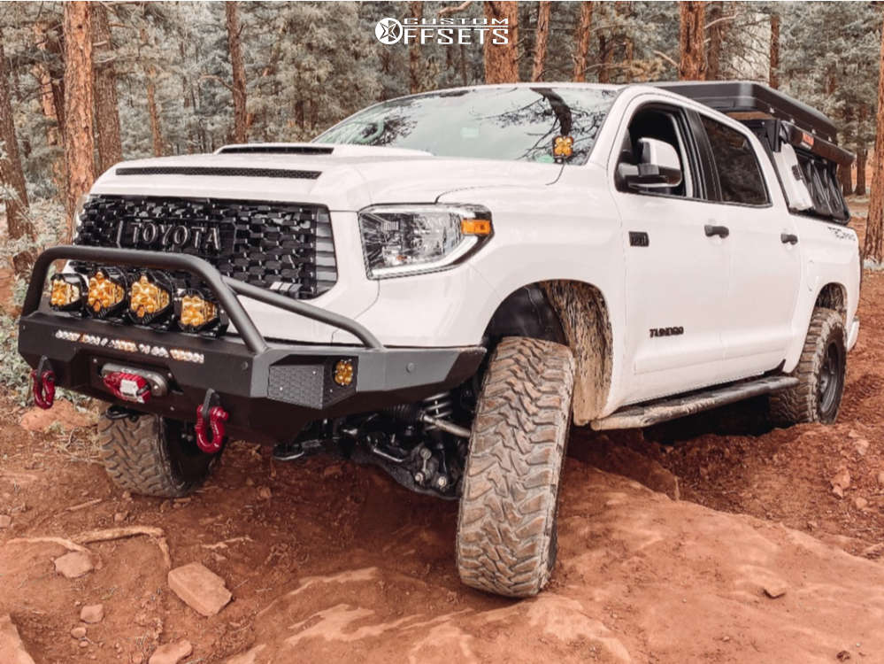 2021 Toyota Tundra with 18x9 25 Method Mr701 and 295/70R18 Toyo Tires ...