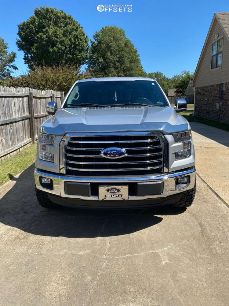 2016 Ford F-150 with 22x10 -24 Fuel Maverick and 285/50R22 Renegade ...