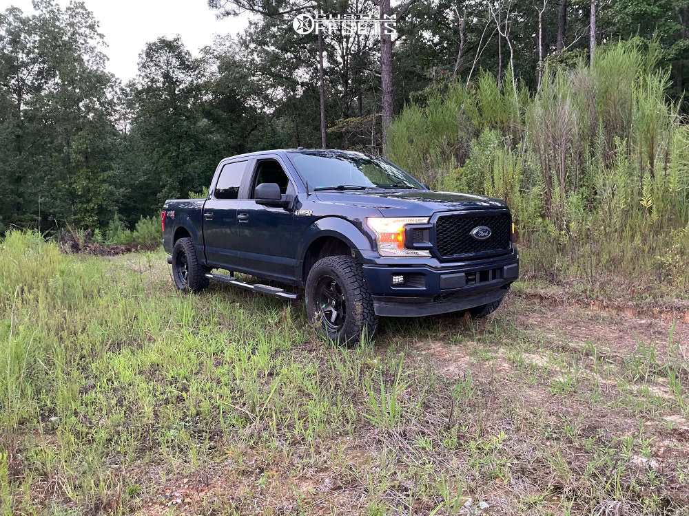 2018 Ford F-150 with 20x9 19 Fuel Shok D666 and 35/12.5R20 Falken ...